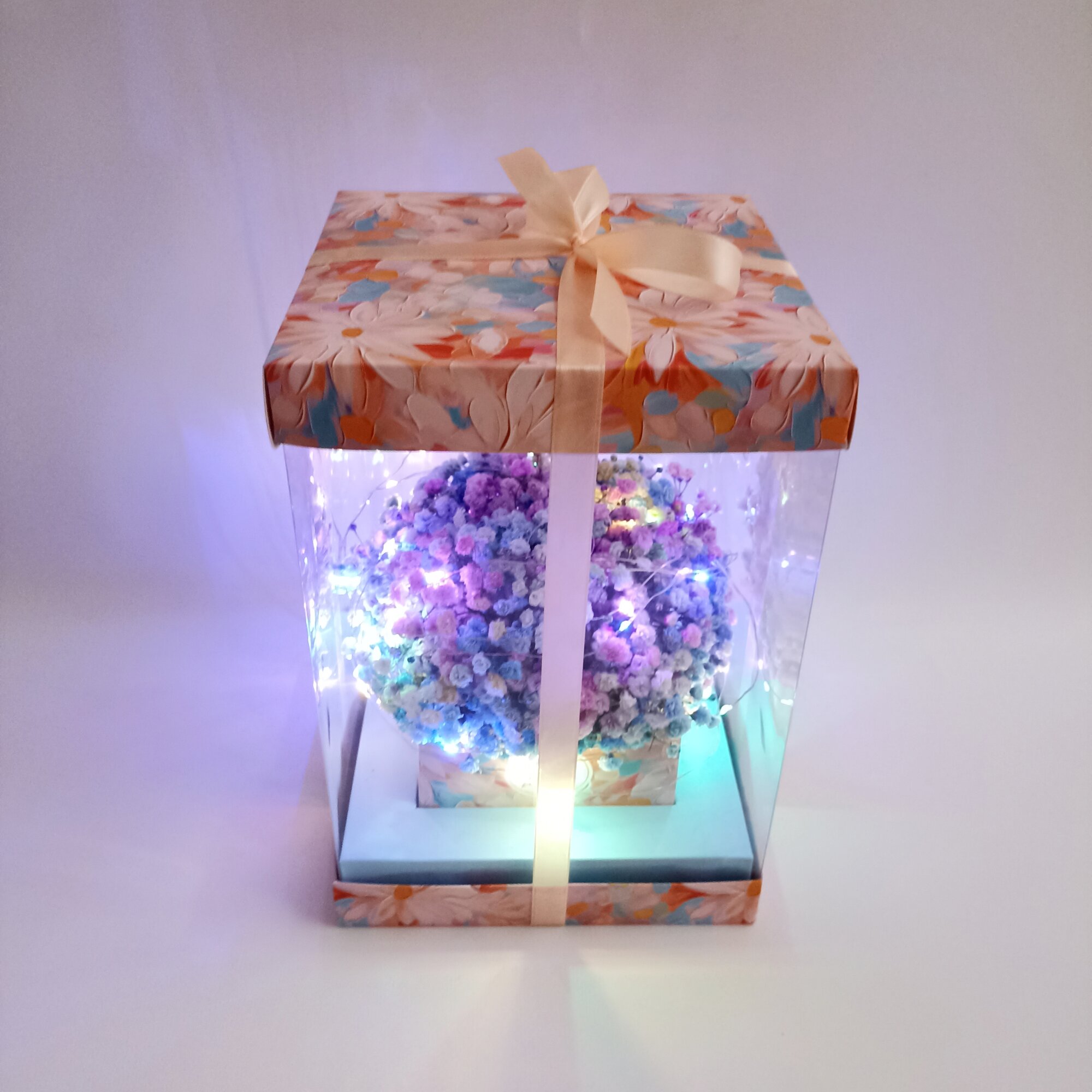 Светящийся букет гипсофил, зефирко, в подарочной коробке Для тебя