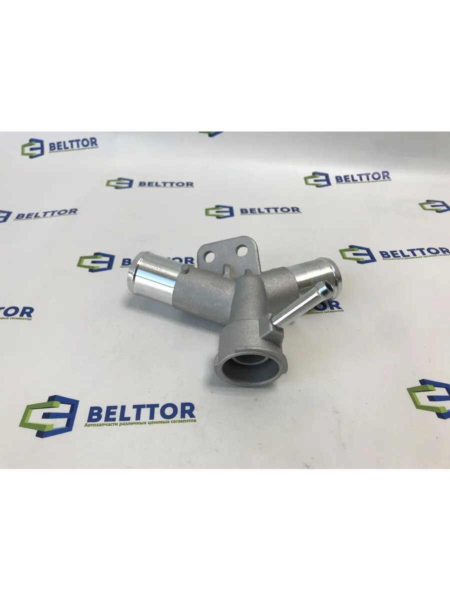 Горловина радиатора, алюминий Новое