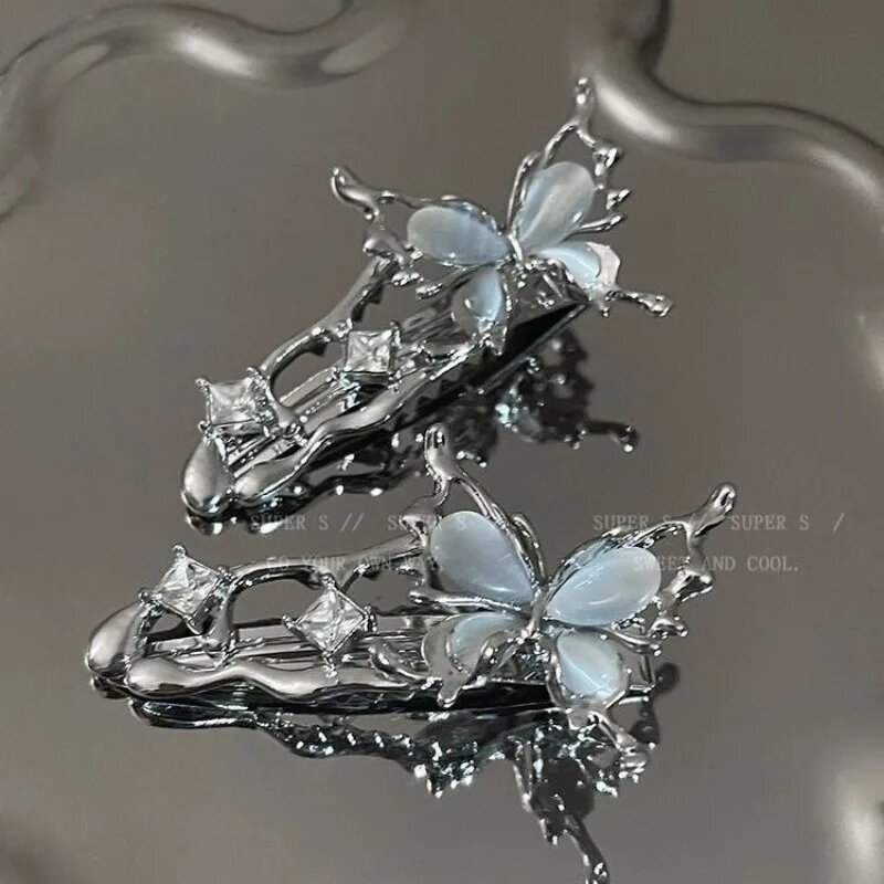 Заколка для волос бабочка Moon Butterfly