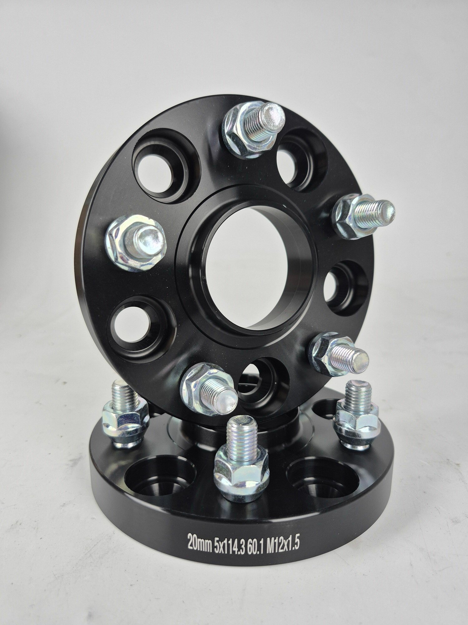 Проставки ступичные 5х114.3 ЦО 60.1 20мм резьба М12*1.50 (Toyota, Lexus)
