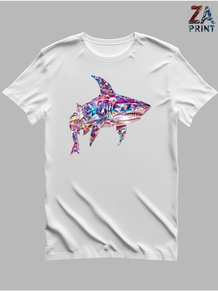 Футболка красочная акула