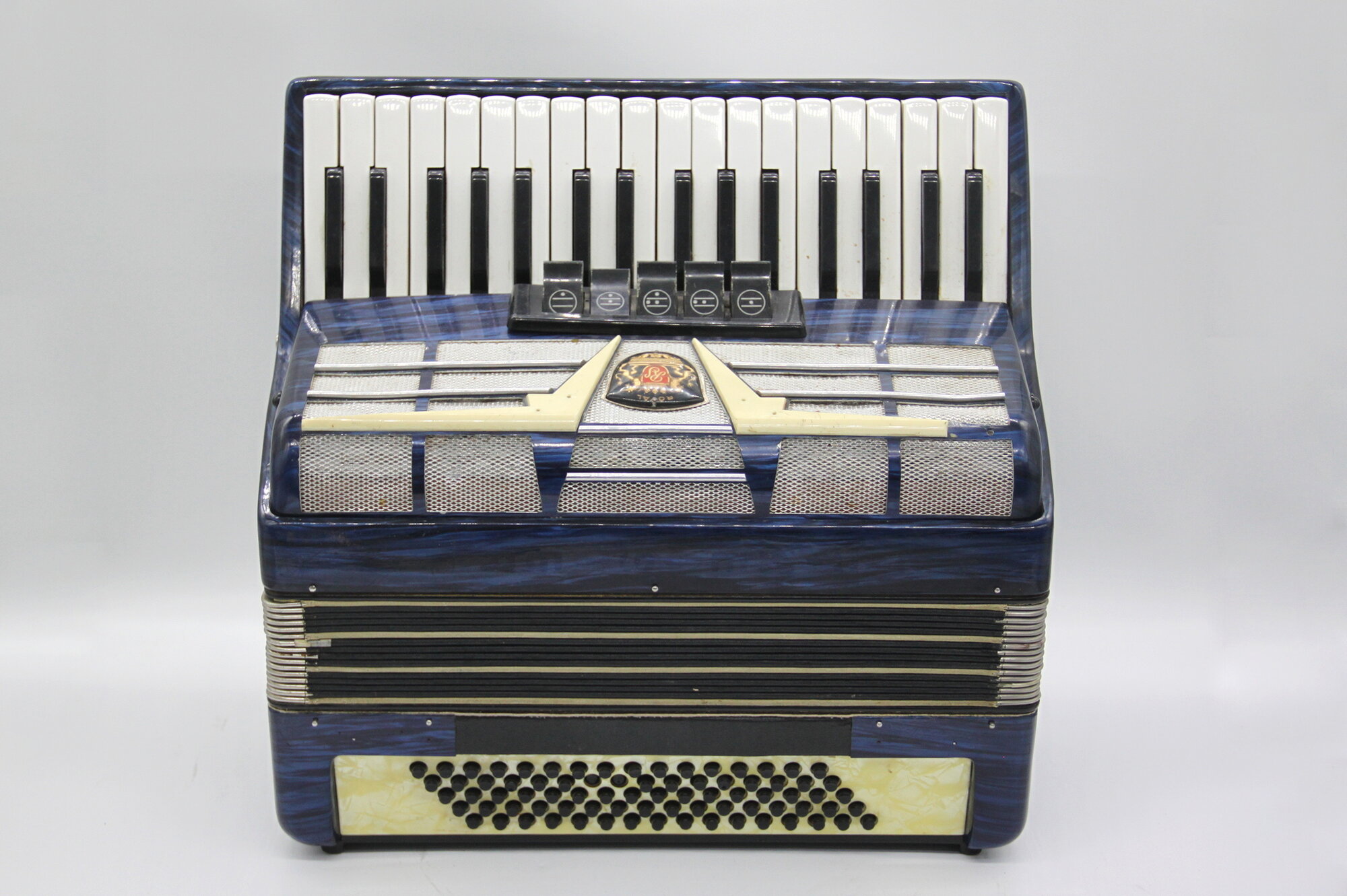 Аккордеон Weltmeister (под ремонт2)