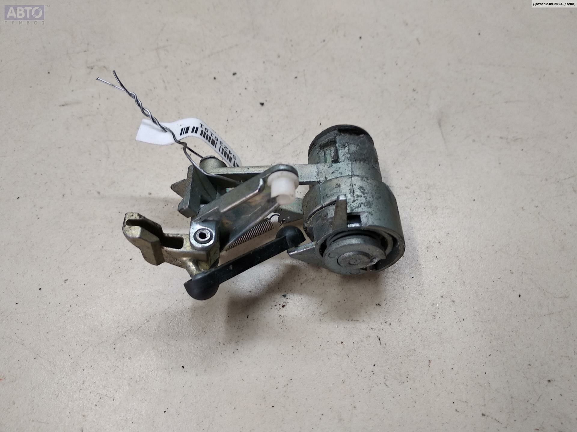 Личинка замка Volkswagen Golf-4