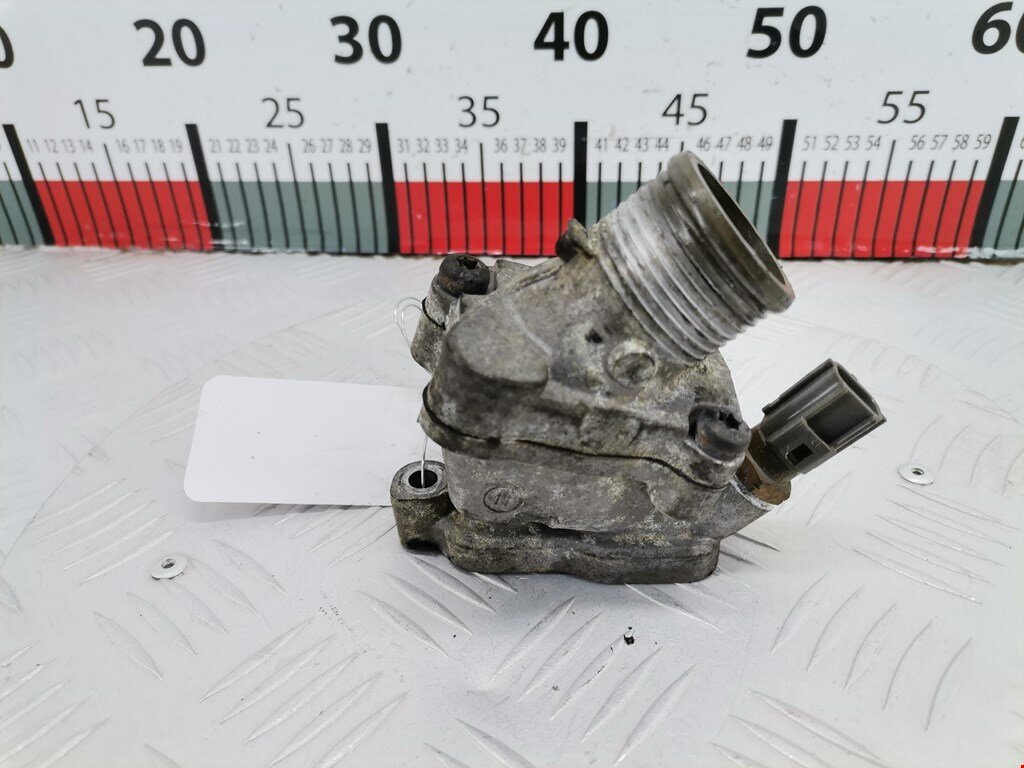 Корпус термостата Volvo V70 3 31293699 арт. 1710458