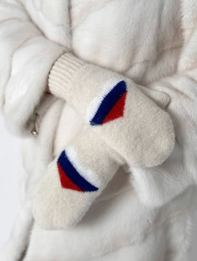 Варежки для женщин