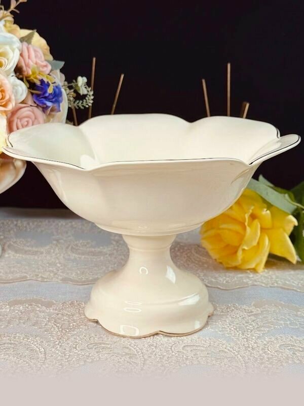 Фруктовница на ножке Lenardi "Мираж", фарфоровая, 25см