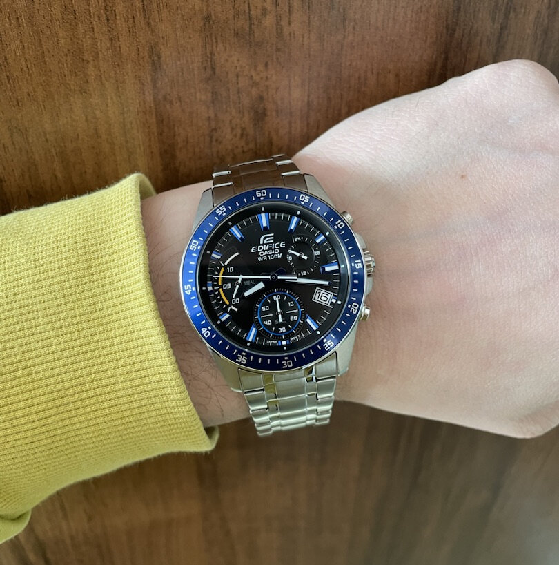 Наручные часы CASIO Edifice, серебряный — фото 1