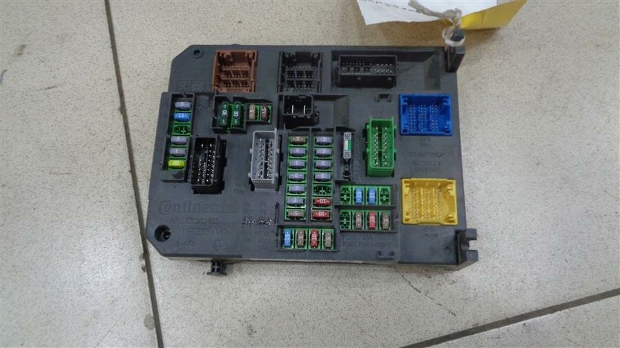 Блок предохранителей салонный от Citroen C4 B7 2011>