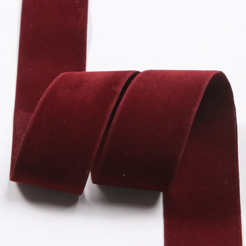 Лента бархатная двухсторонняя YAMA 5 ярдов 25 38 мм Бордовый, 13 Red wine, 25mm
