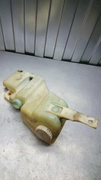 Бачок омывателя Лада 2112 2112 ВАЗ-21124 1999 (б/у)