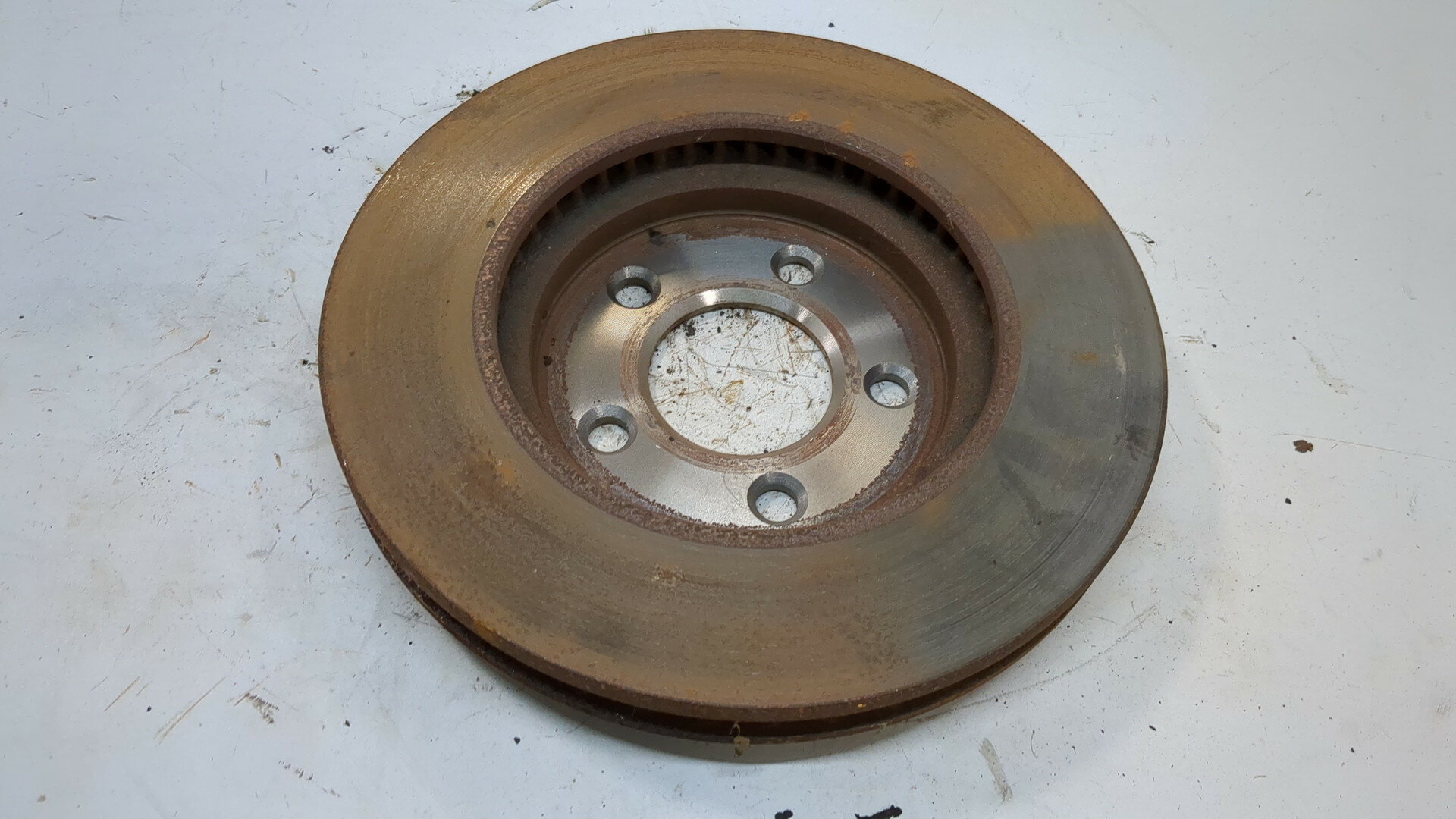 Диск тормозной передний Ford Mustang Б/У