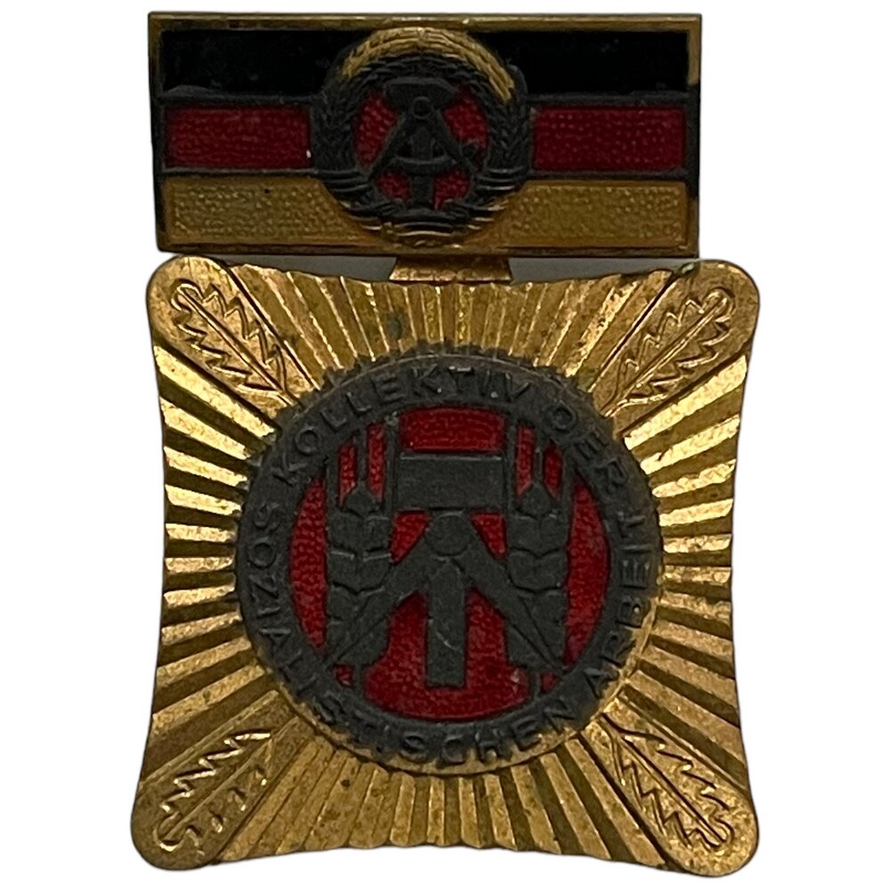 ГДР, медаль "Коллектив социалистического труда" 1961-1990 гг. (2)