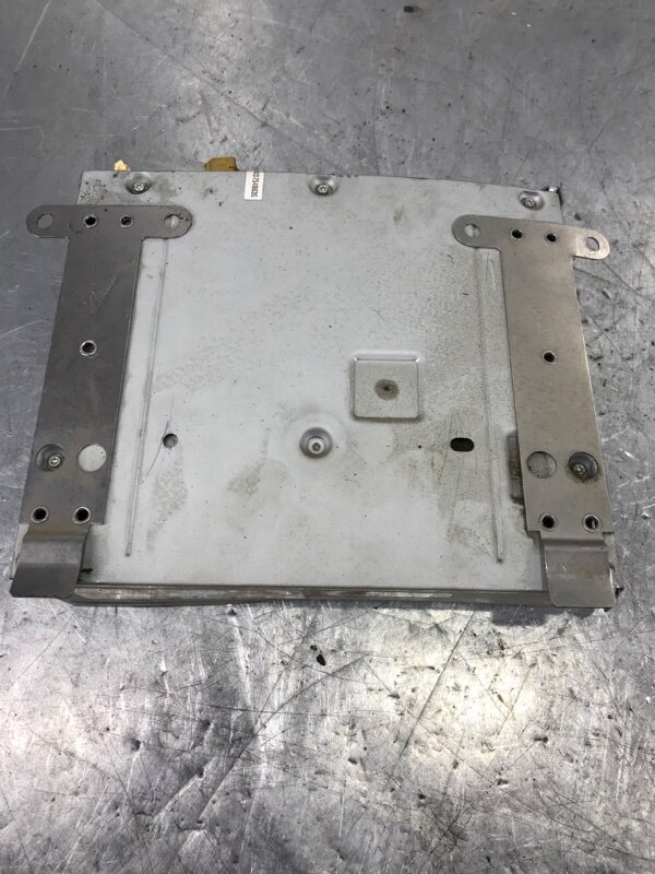 Блок управления магнитолой Audi A8 4E8 BFM