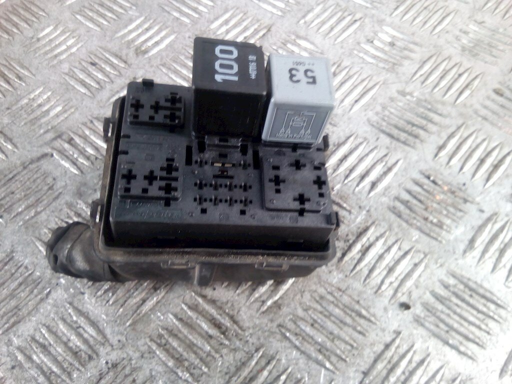 Блок предохранителей Volkswagen Passat 6 1K0937507B арт. 488198