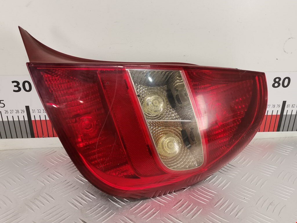 Фонарь задний правый Citroen C5 1 6351N8 арт. 1501886