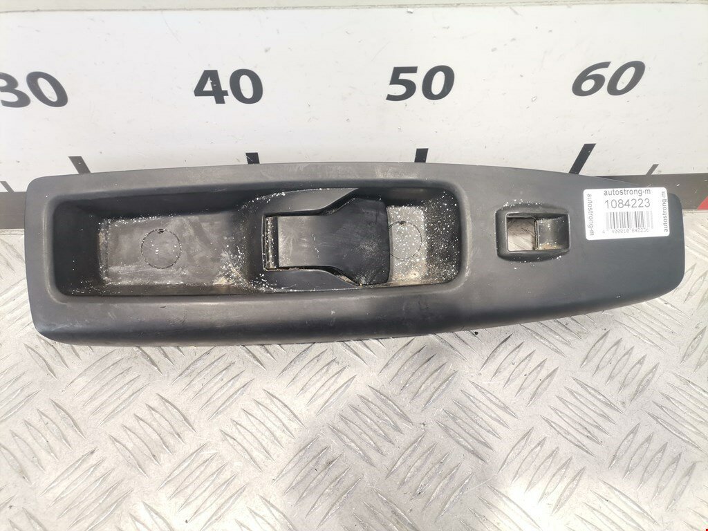 Ручка двери внутренняя передняя левая Opel Combo D 95510917 арт. 1084223