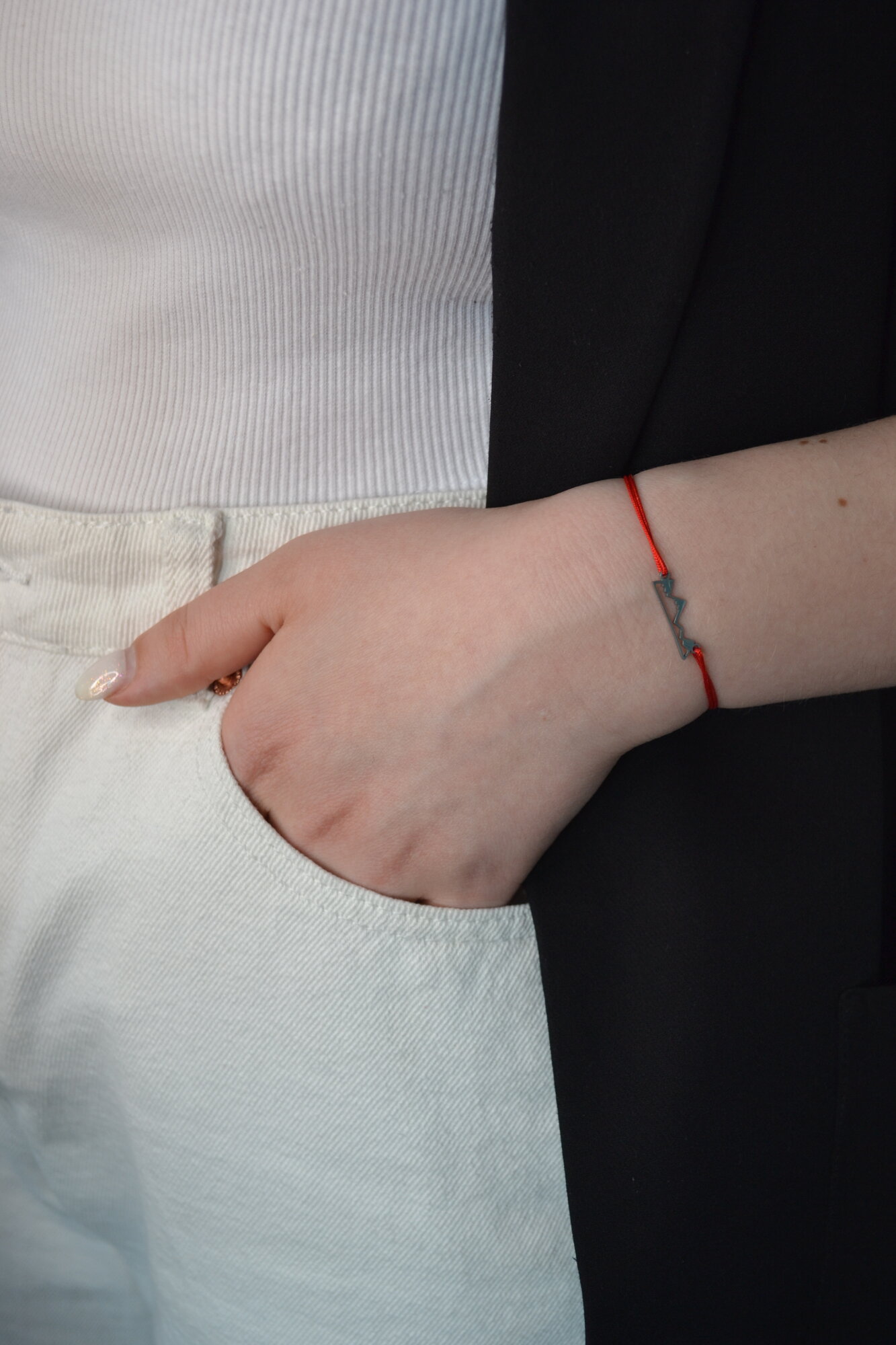 Браслет-нить