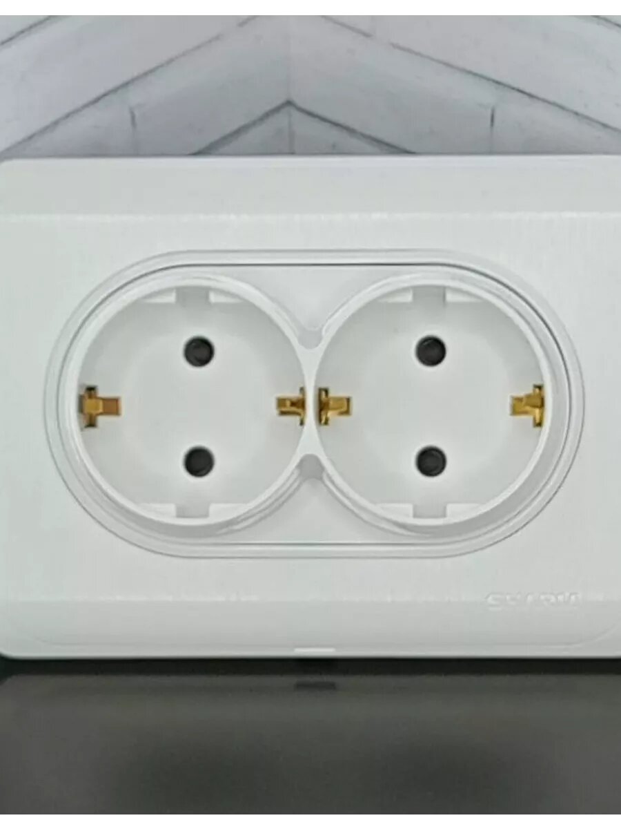 Розетка двойная скрытая 148