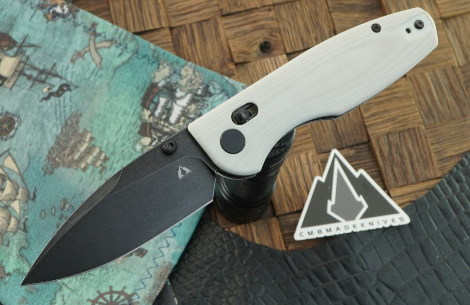 Складной нож CMB Made Knives Predator, сталь 14C28N, BW, рукоять белый G-10