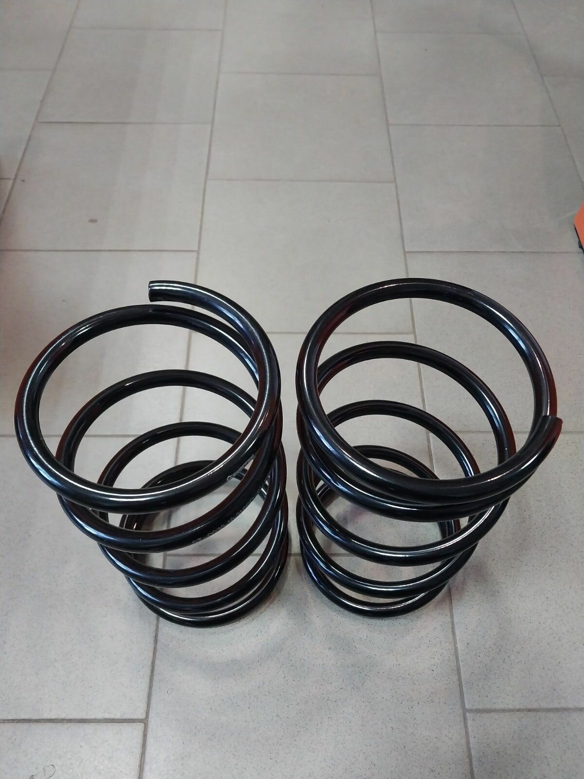 Пружины передние 2шт Мицубиси Лансер 9 Mitsubishi Lancer 9