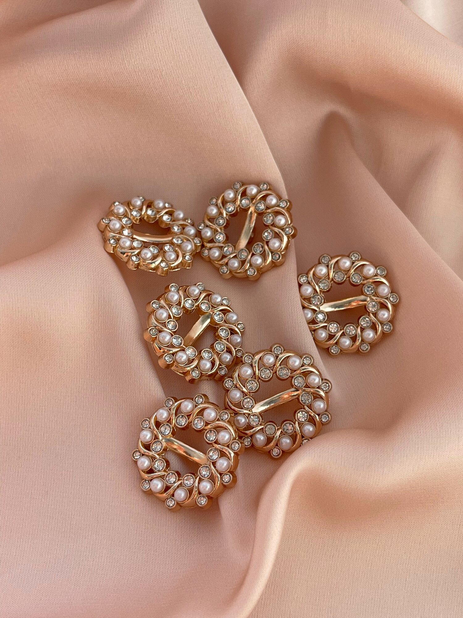 Золотистые пуговицы с жемчугом и стразами 22 мм, 6 штук