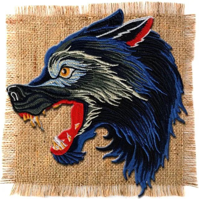 Нашивка на одежду шеврон на клеевой основе снежный волк 9.0х9.0см (№97)