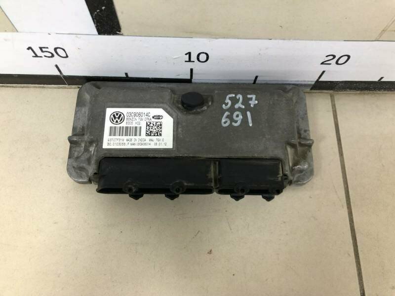Блок управления двигателем Volkswagen Polo Sed RUS 2011 кат.номер: 03C906014C