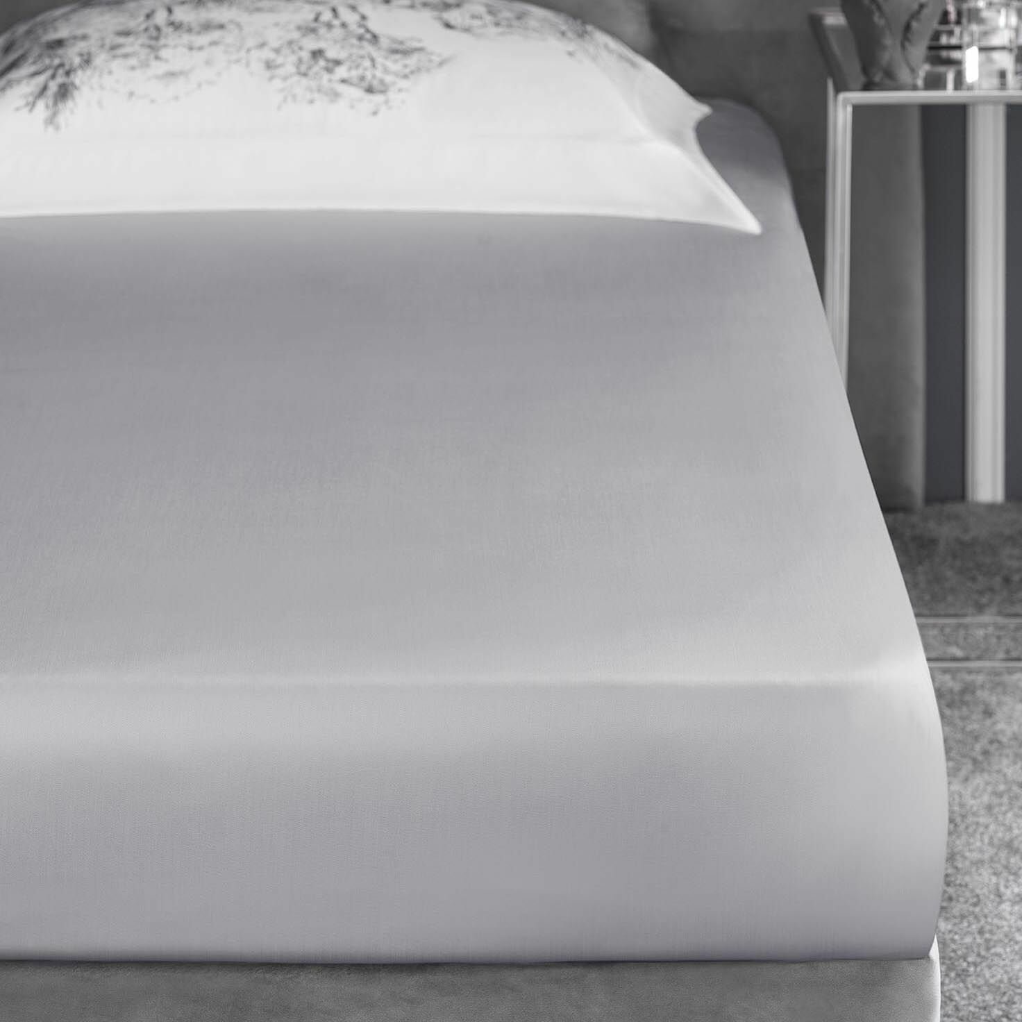 Горанна простыня на резинке 200х200+35