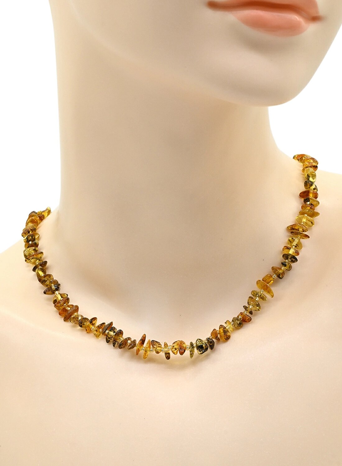 Бусы, янтарь