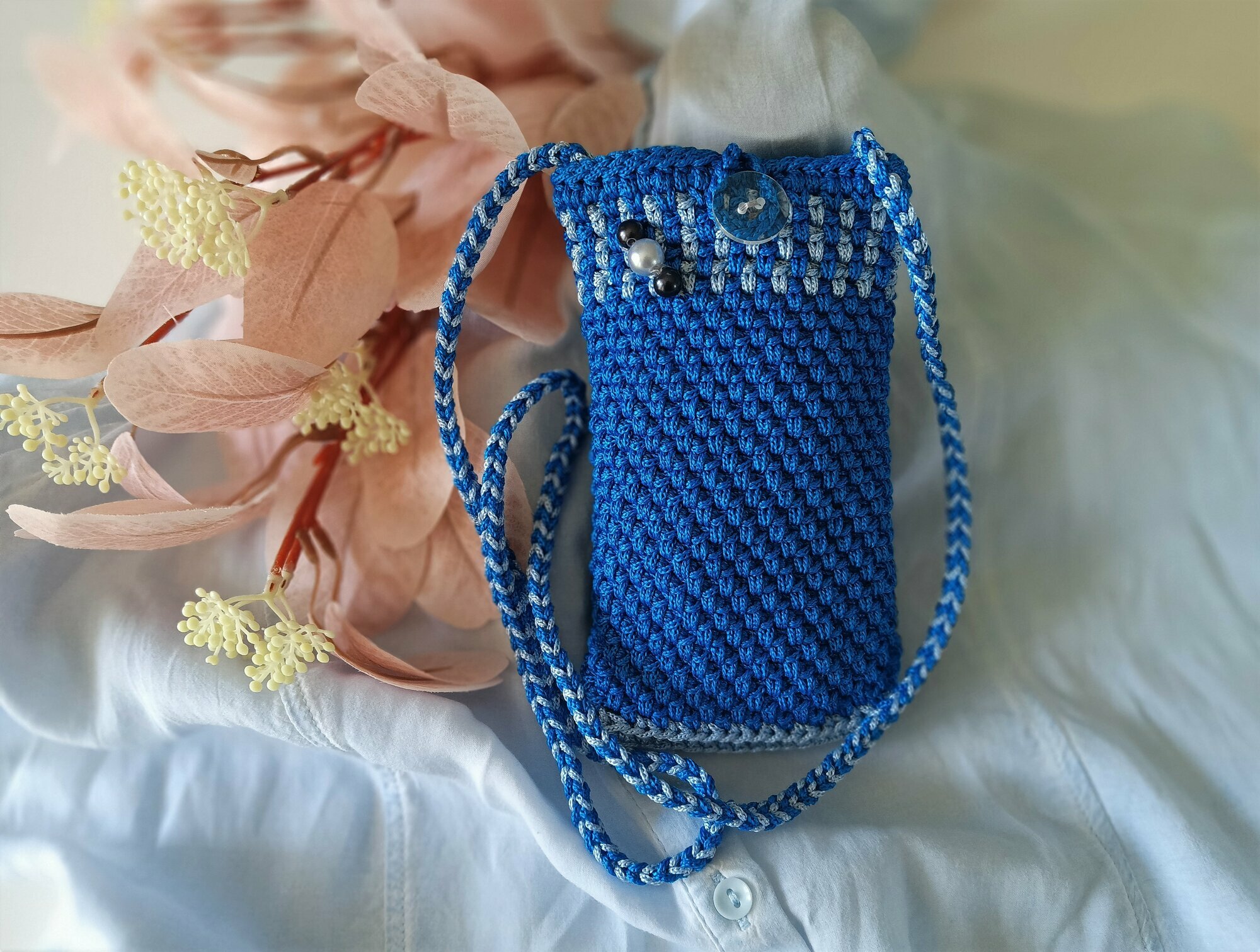 Стильный чехол для смартфона через плечо, вязаный, ручная работа, полиэстер, цвет синий.