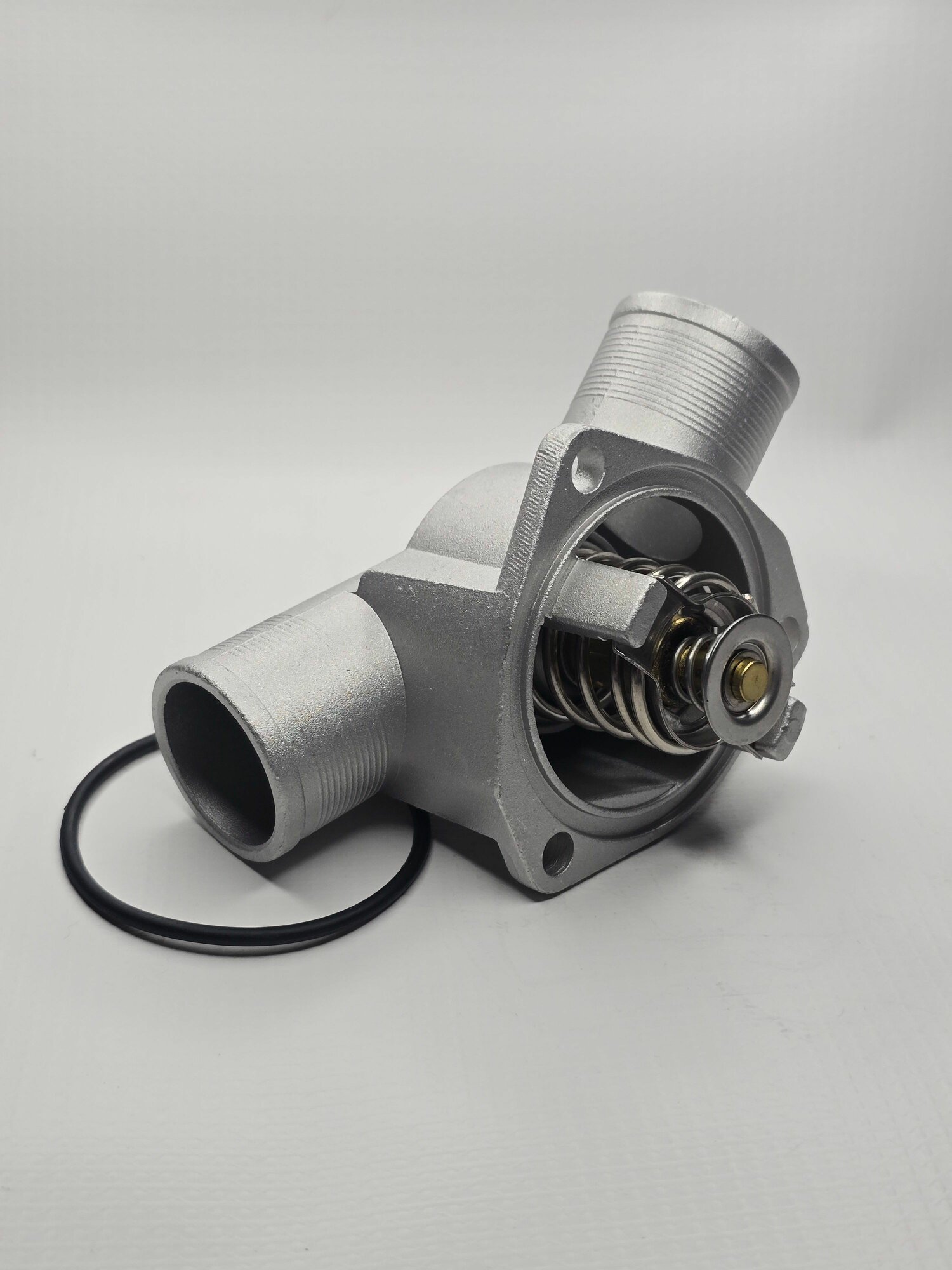 Термостат 21082-1306030 с нижней крышкой для ВАЗ 2110-12/Samara/Приора (85 град.)