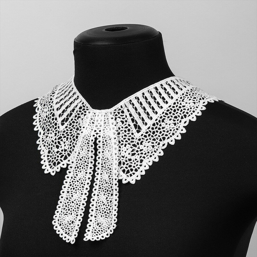 Воротник кружевной матовая нить KRUZHEVO TBY.13/188 32смх35см, цв. белый уп.1шт.