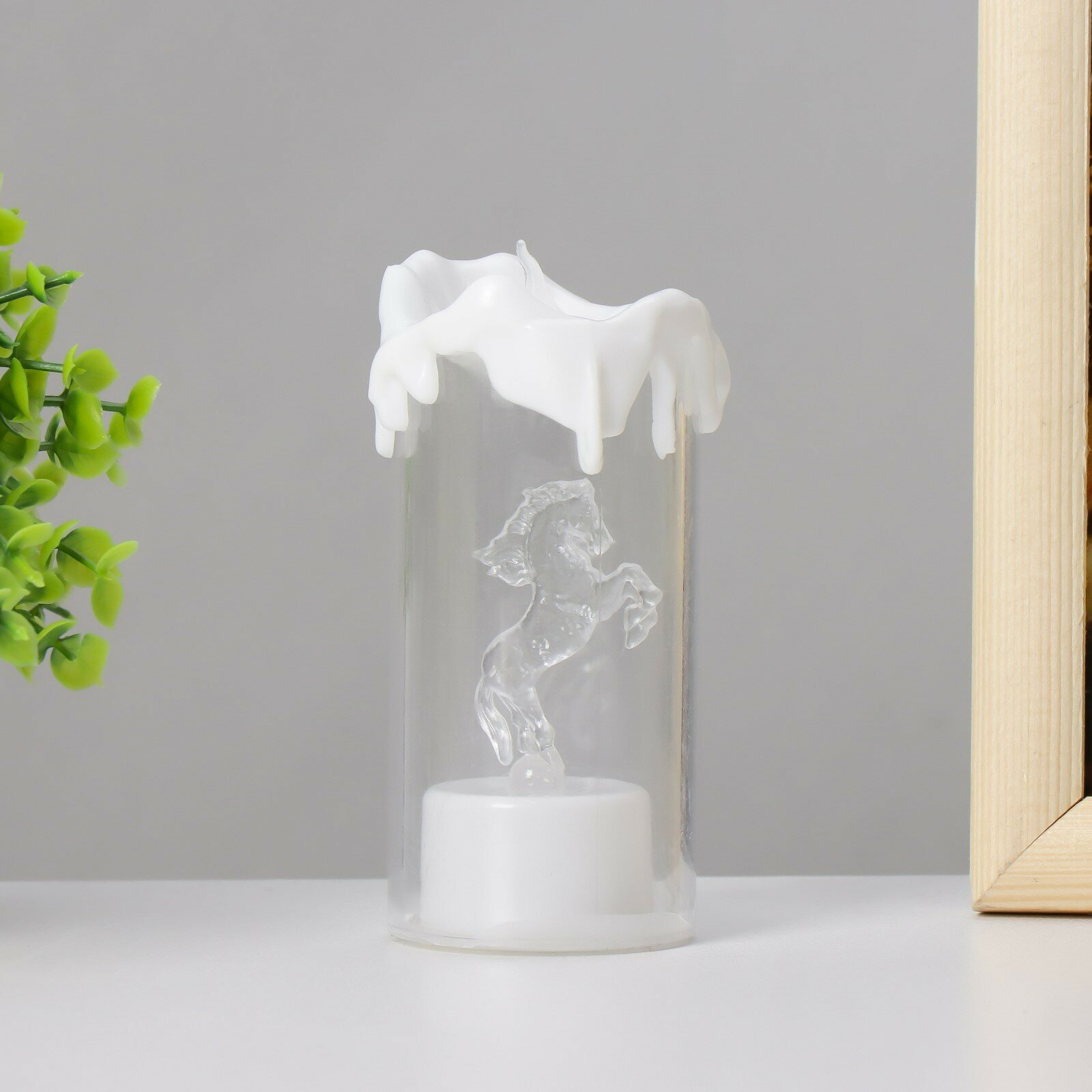 Ночник-свеча "Лошадка" LED от батареек 3хLR44 белый 4,7х4,7х10,5 см, 9449976