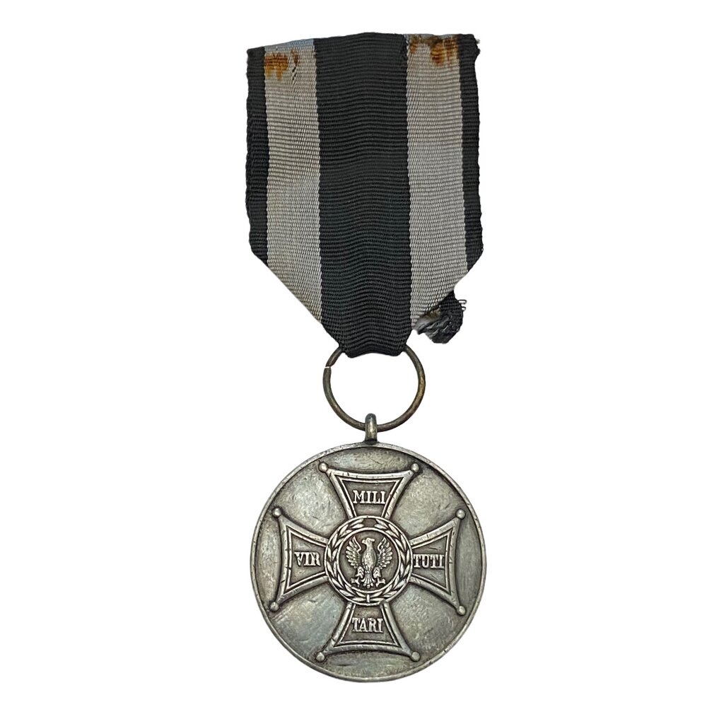 Польша, серебряная медаль "Заслуженным на поле славы" 1946-1951 гг. (3)