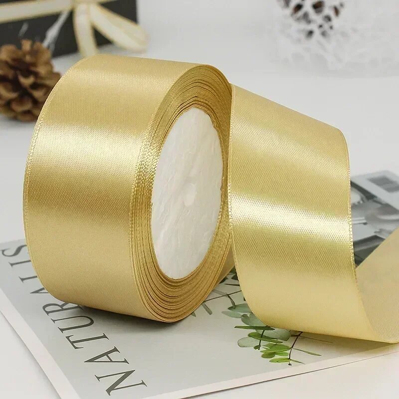 Лента атласная золотистая Light golden 22 метра