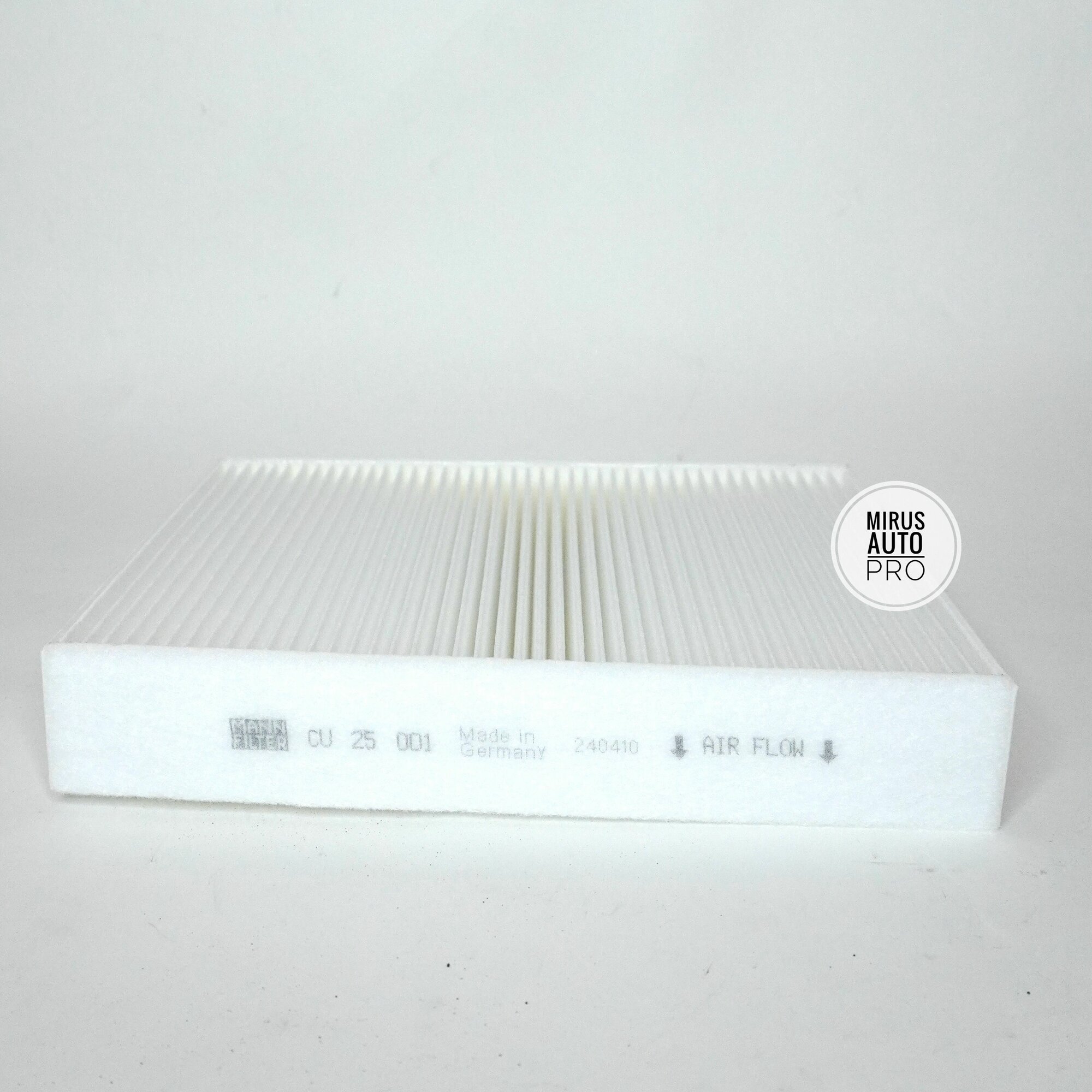 Воздушный фильтр MANN FILTER CU 25 001 для BMW, Cadillac, Great Wall, пылевой, бумага