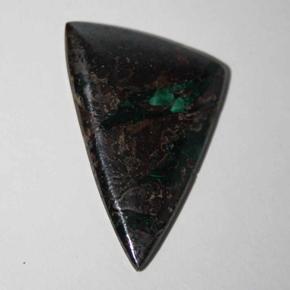 Малахит плисовый в породе кабошон, натуральный камень, 37х22х3 мм, Урал,"True Stones"