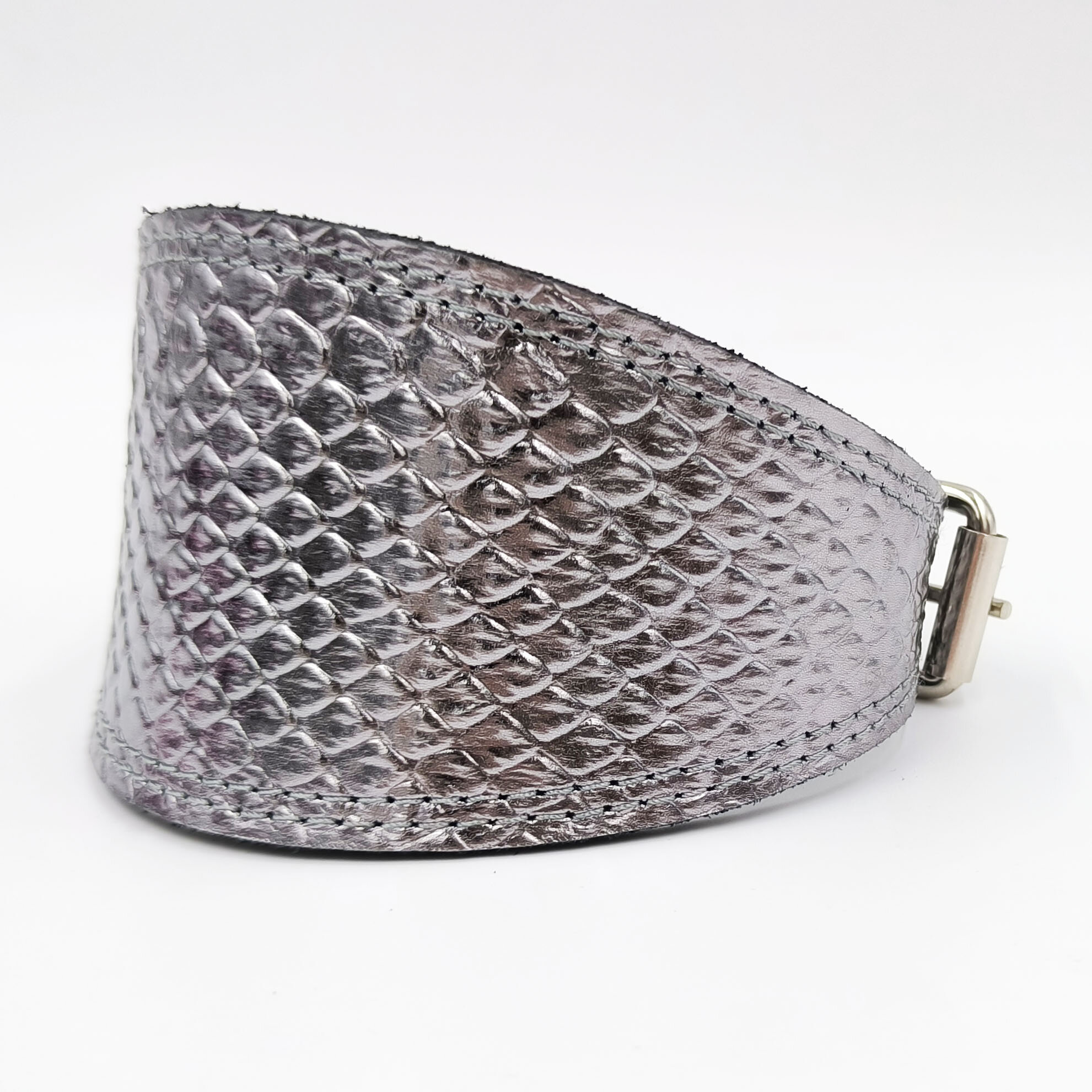 Ошейник-селедка серебряный питон для собак из натуральной кожи. Обхват шеи 28-32 см, ширина 6,5 см