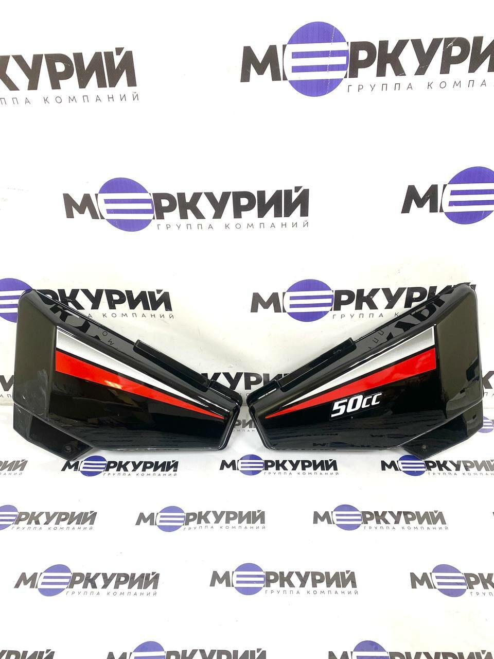 Крышка бардачка (облицовка боковая) для мопеда Alpha 50cc (пара) (правая+левая) черная