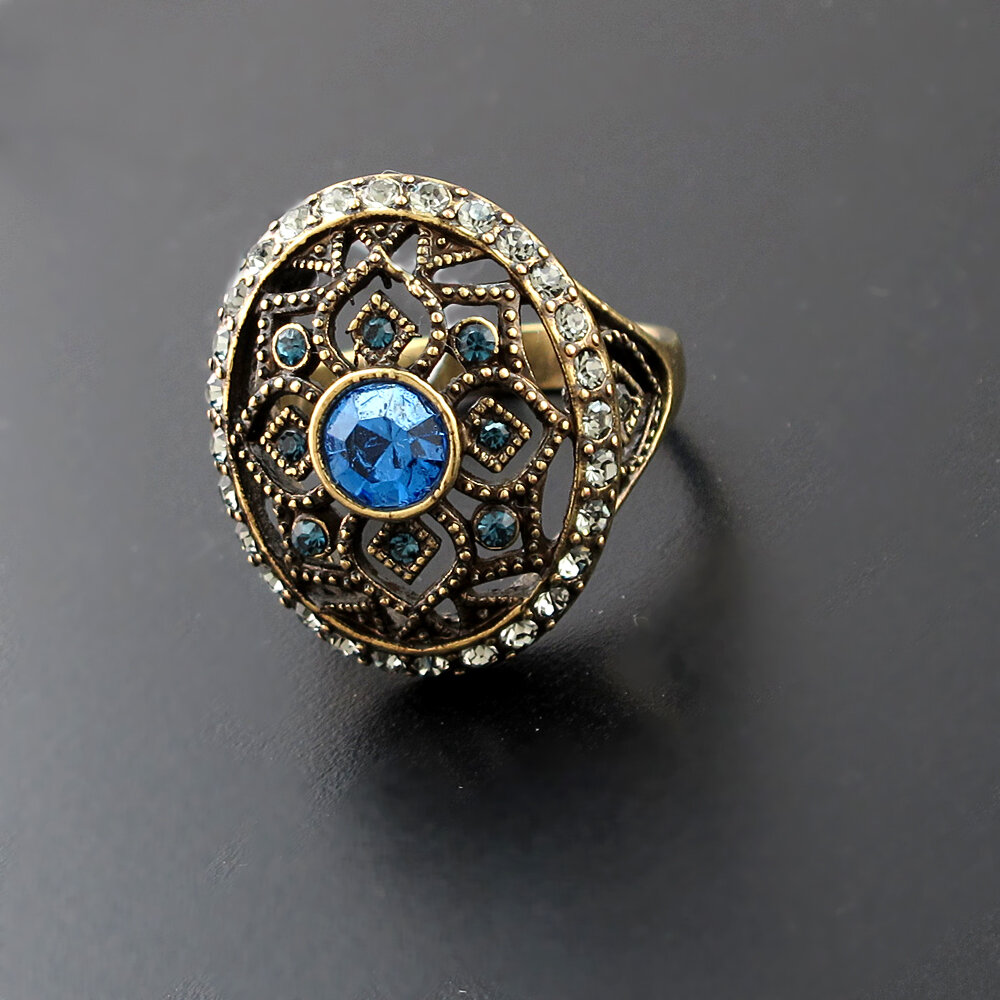 Кольцо, стекло