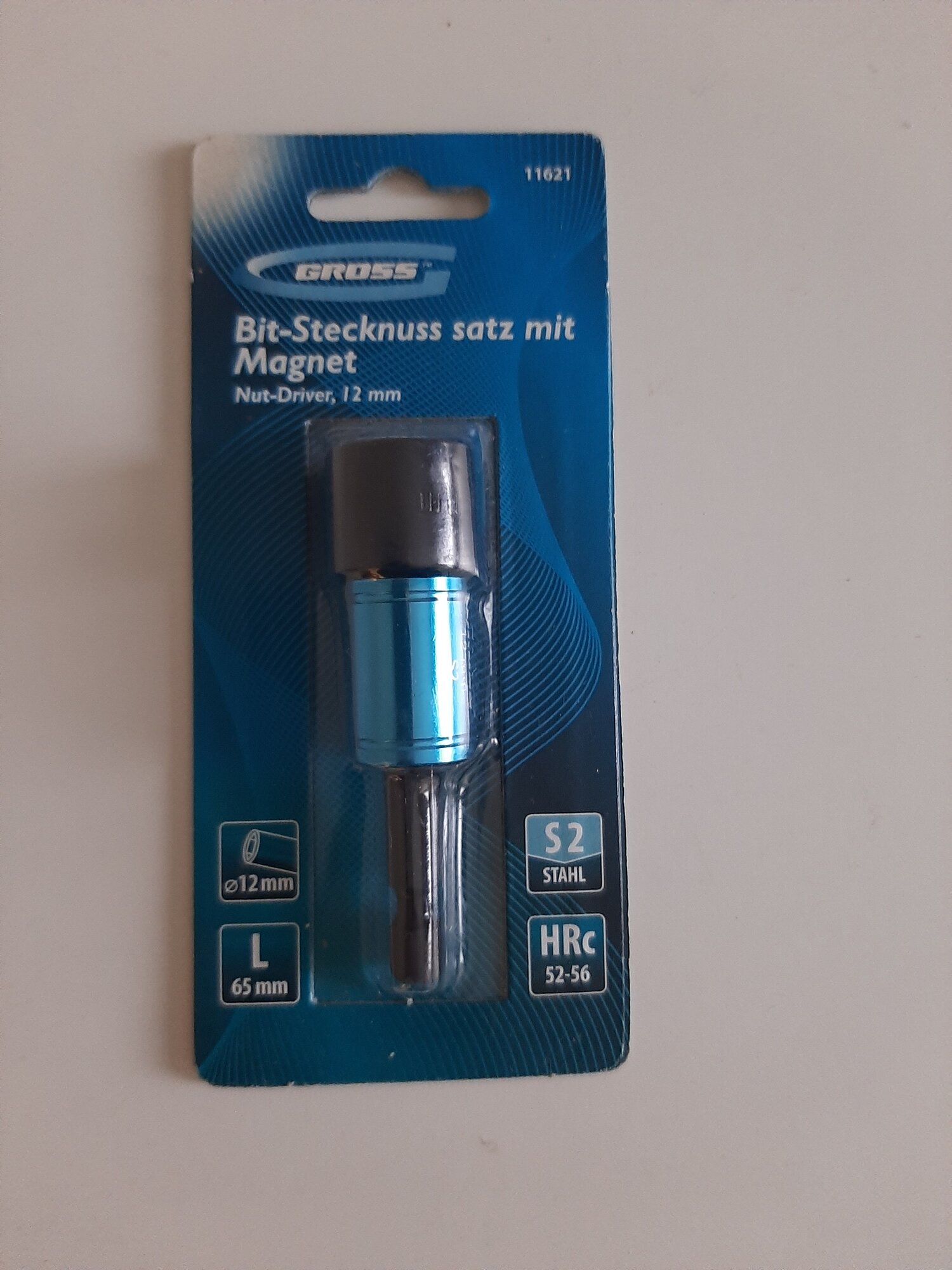 Бита с торцевой магнитной головкой GROSS, диам. 12 мм, длина 65 мм.