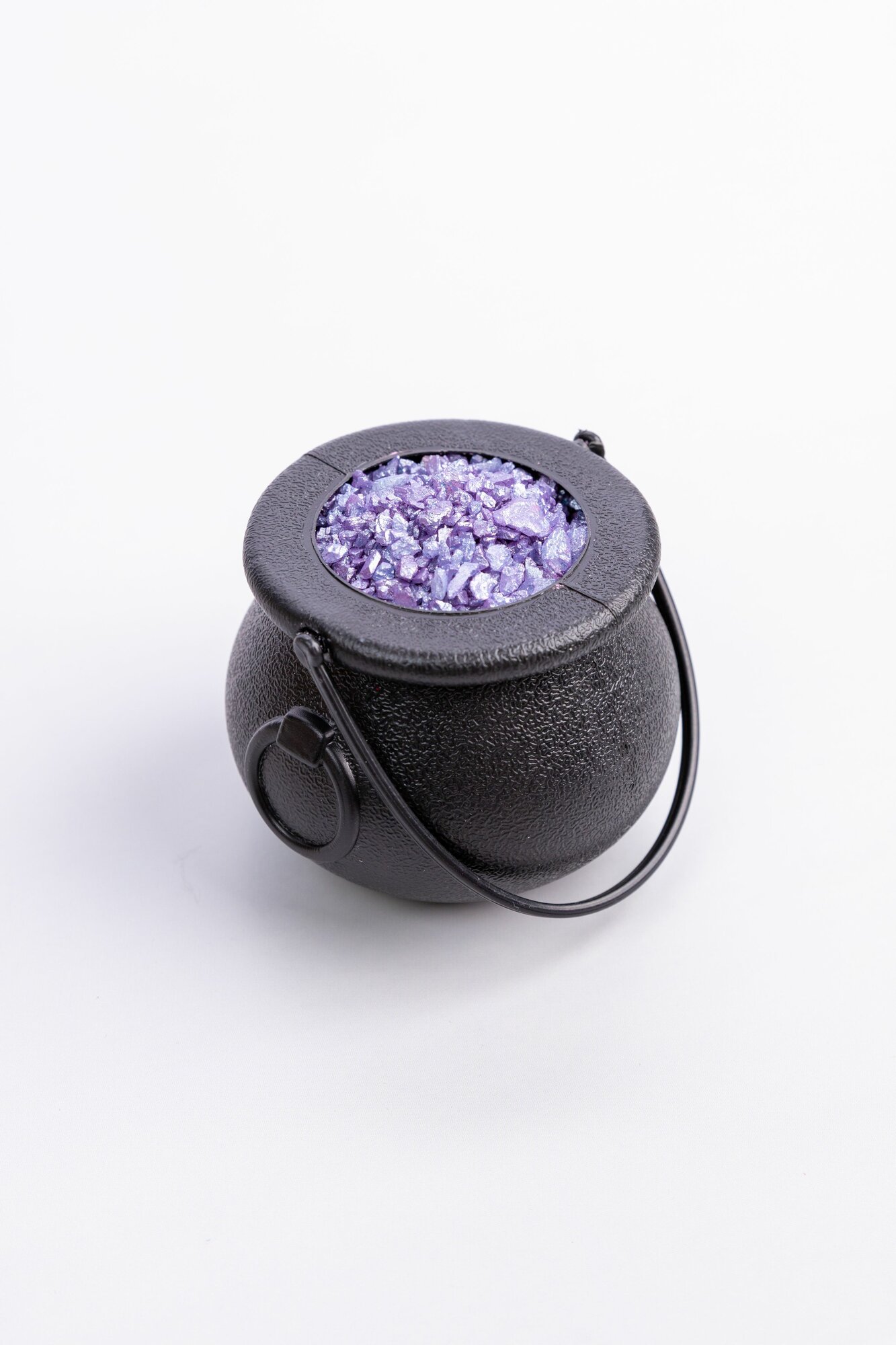 Бомбочка для ванны Магический котел Фиолетовый. Котелок ведьмы. Волшебная бомбочка с морской солью