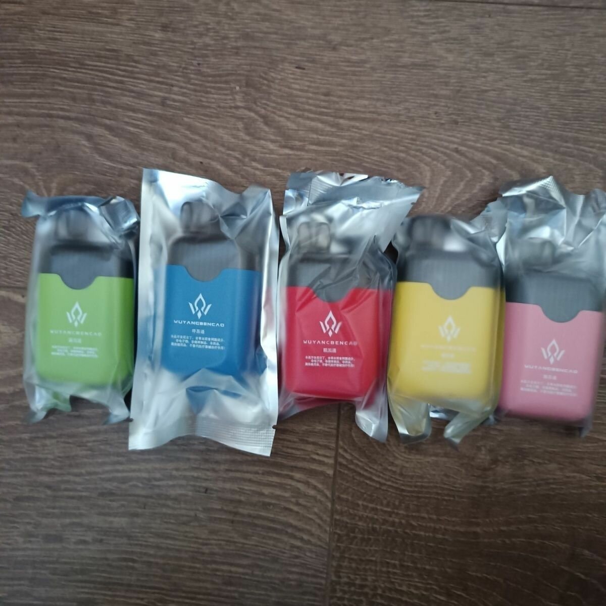 2025 Новый травяной освежитель дыхания, спрей для свежести рта, популярный арбуз, виноград, лонгцзин