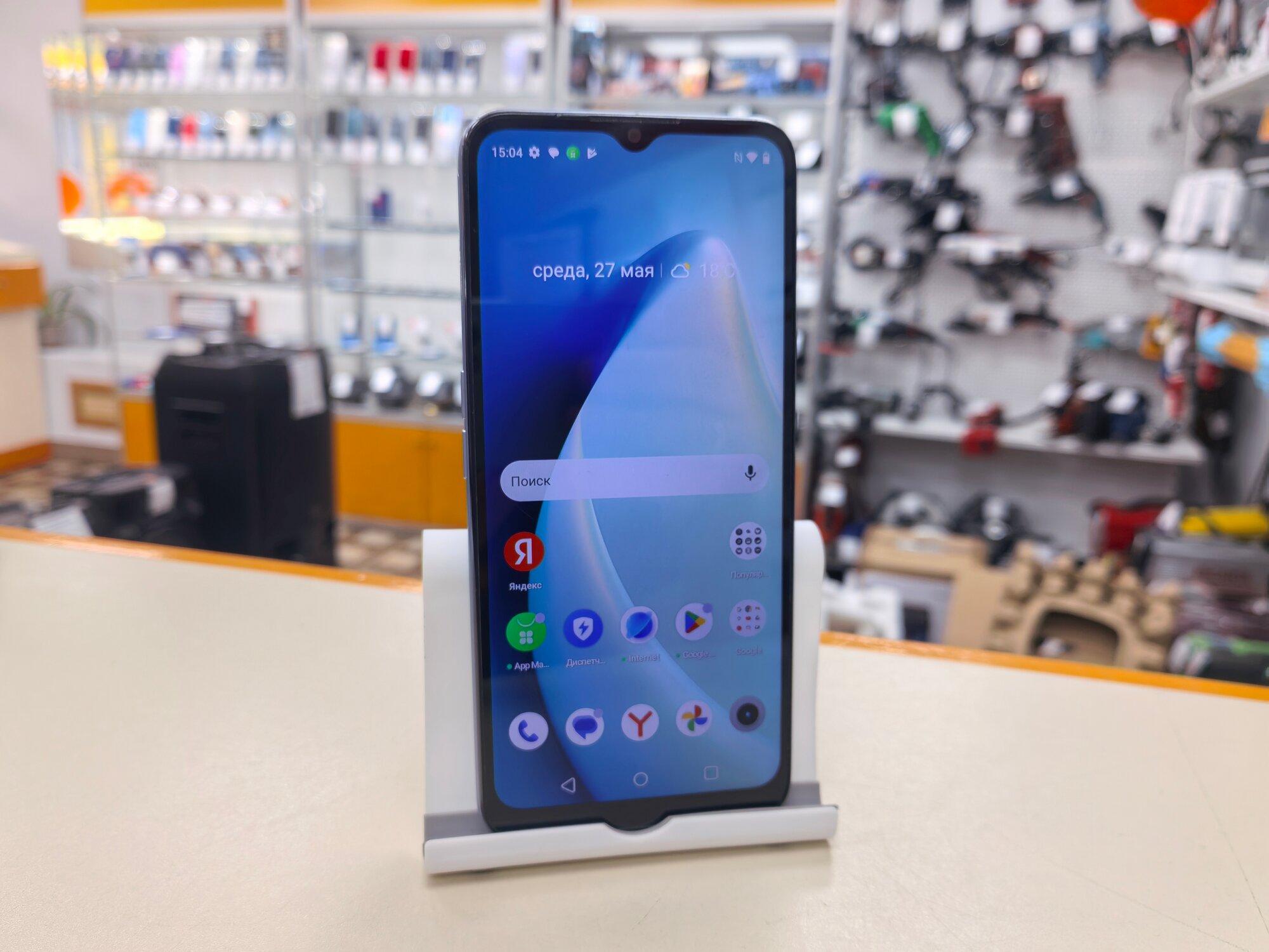 Смартфон realme C31 4/64 ГБ, Dual nano SIM, светло-серебристый, б/у, уценка.