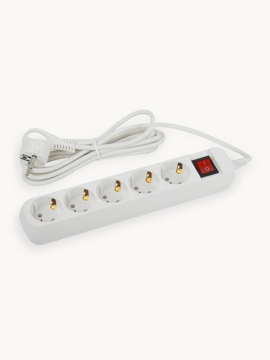 Удлинитель электрический Intro UES550-W с заземлением с выключателем 5 розеток 5 м ПВС 3х0,75мм2 10А белый