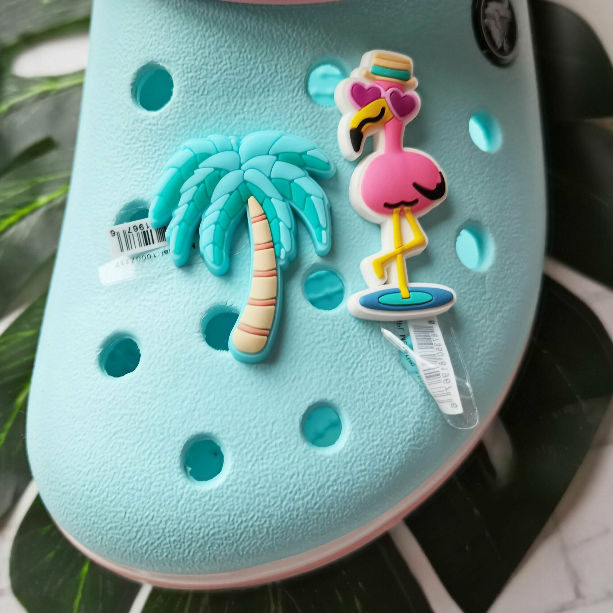 Джибитс пальма фламинго на Crocs