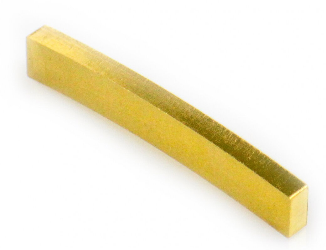 DoMo S-1240, заготовка под радиусный порожек, латунь (44 x 3.1 x 6.5-8 mm)