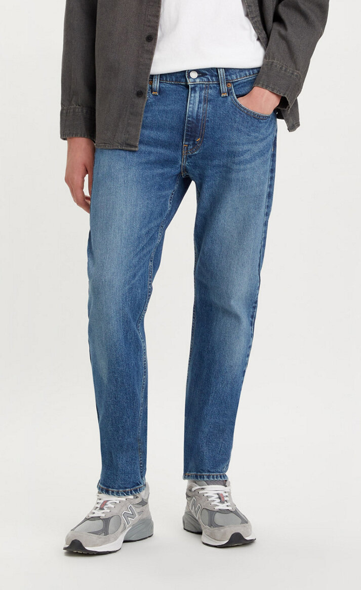 Джинсы классические Men 502 Regular Taper Jeans 