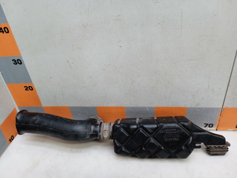 Б/У Сузуки Гранд Витара XL-7 Резонатор воздушного фильтра Suzuki Grand Vitara XL-7 2000-2006 307260 SUZUKI арт. 1376152D00