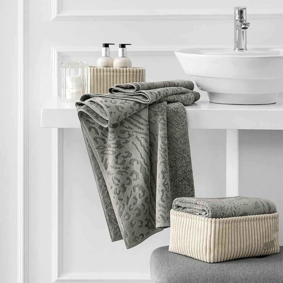 Эймон серый Полотенце 50х100, 60% хлопок/40% sensotex эвк волок, 600 г/м2